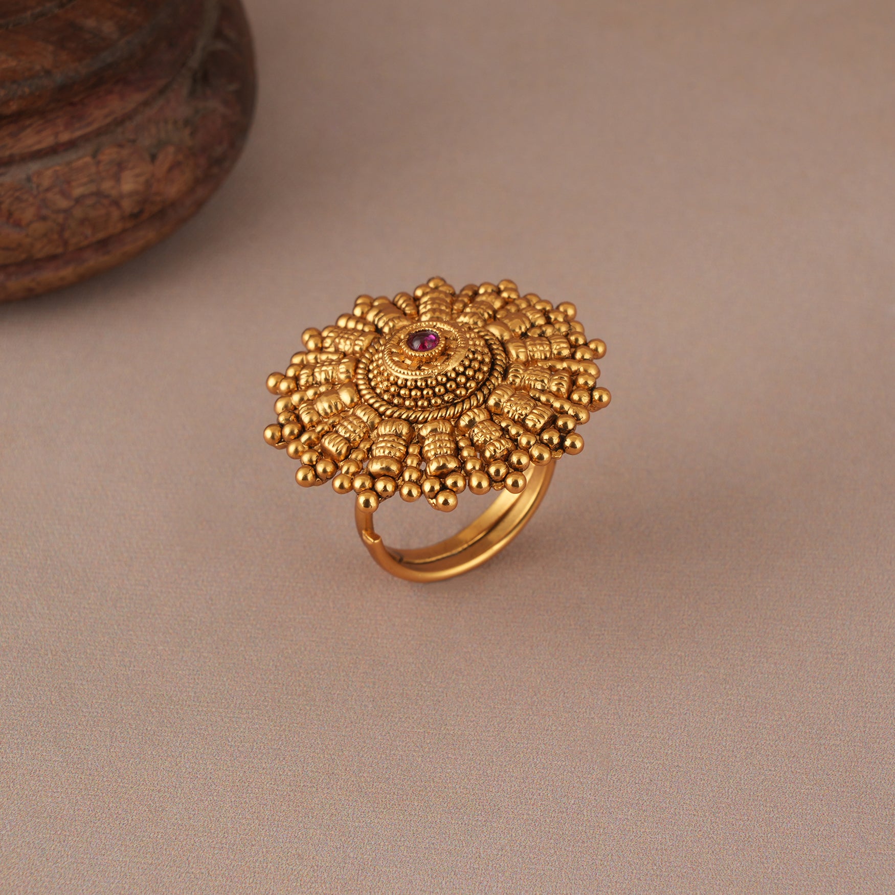 Stunning antique gold ruby finger adjustable ring - smarsjewelrys