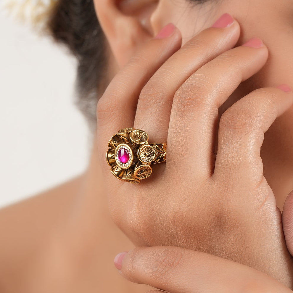 Beautiful antique gold ruby stone finger ring I Buy now - smarsjewelrys